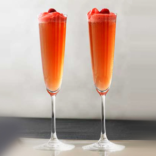 La Vie En Rose Cocktail Recipe | Champagne Cocktail | GREY GOOSE