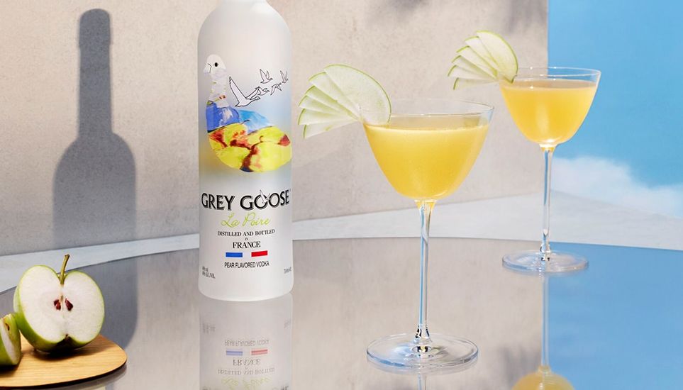 Best Flavored Vodka Drinks | What is Flavored Vodka? | GREY GOOSE