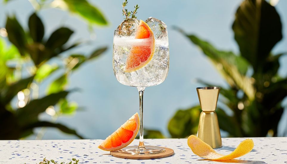 Best Golf Course Cocktail Recipes and Ideas | GREY GOOSE