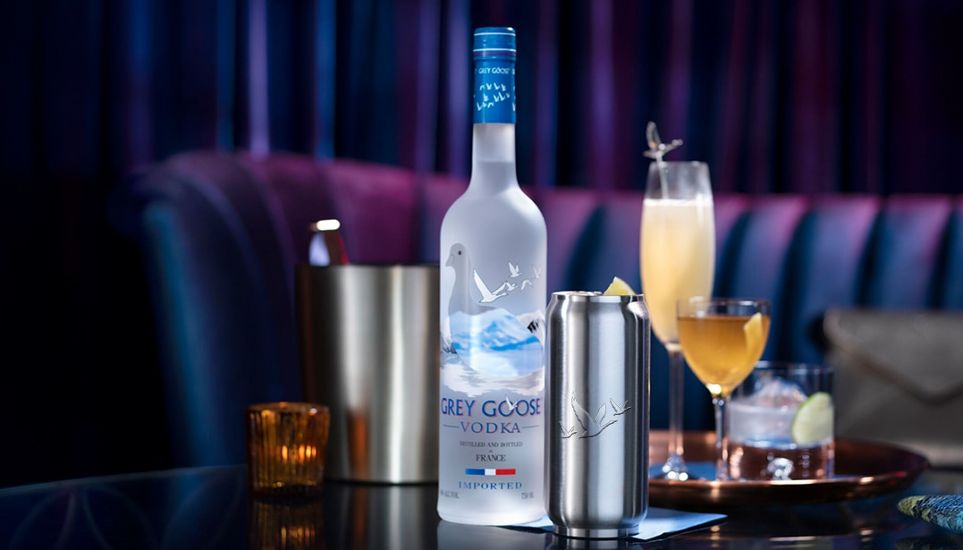 How to Order Club Bottle Service | GREY GOOSE