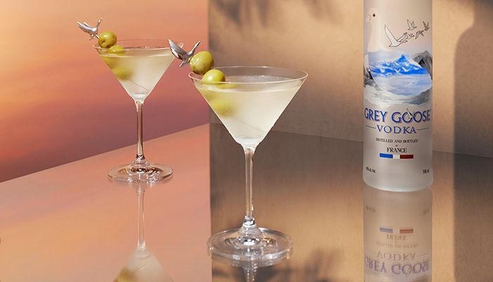 Best Simple Vodka Drinks to Order at the Bar | GREY GOOSE