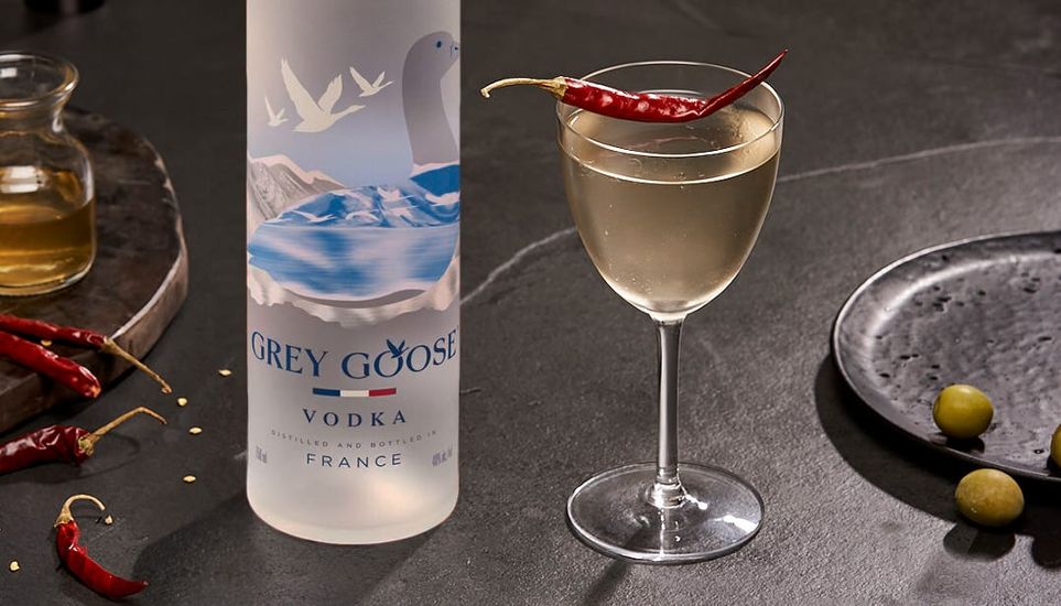 Savoury Vodka Cocktail and Garnish Ideas | GREY GOOSE