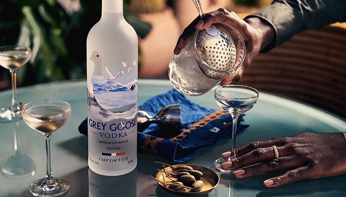 The Difference Between a Vodka and Gin Martini Cocktail | GREY GOOSE